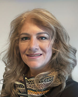 Esther Garnica | International Myeloma Foundation